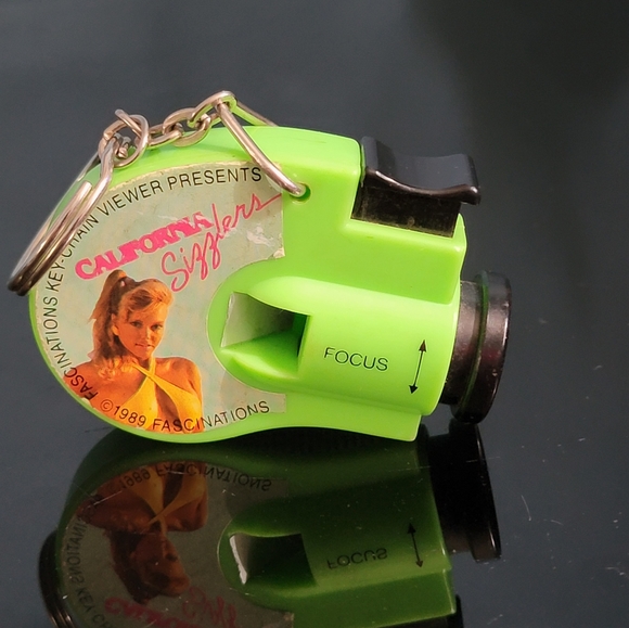 California Sizzlers | Other | California Sizzlers Vintage Keychain ...